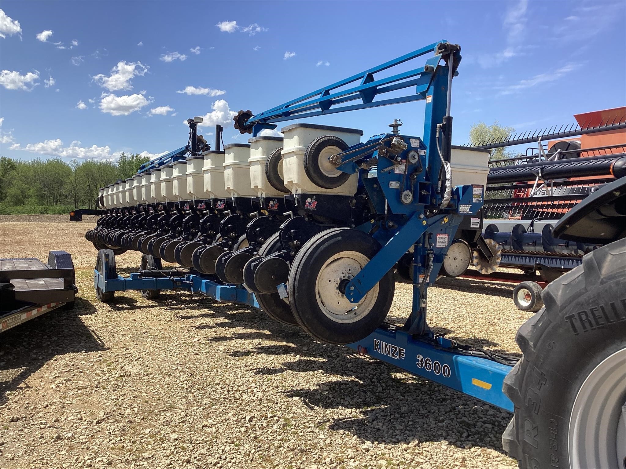 Roeder Brothers - Mauoketa - Maquoketa, IA | Machinery Pete
