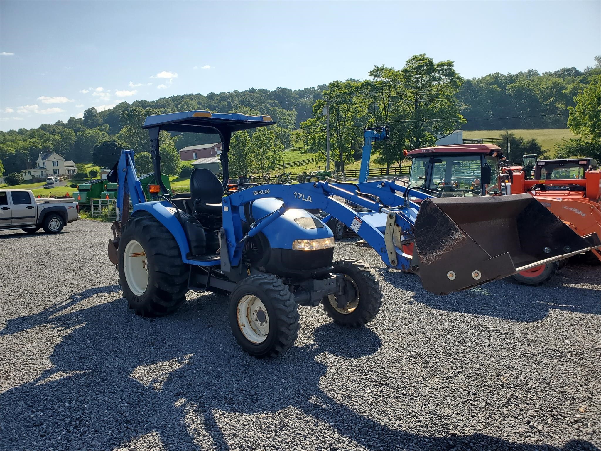 2001 New Holland TC40D Tractor - $20,900 | Machinery Pete