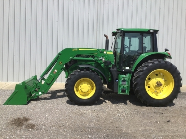 Used Tractors 100-174 HP for Sale - 5367 Listings | Machinery Pete