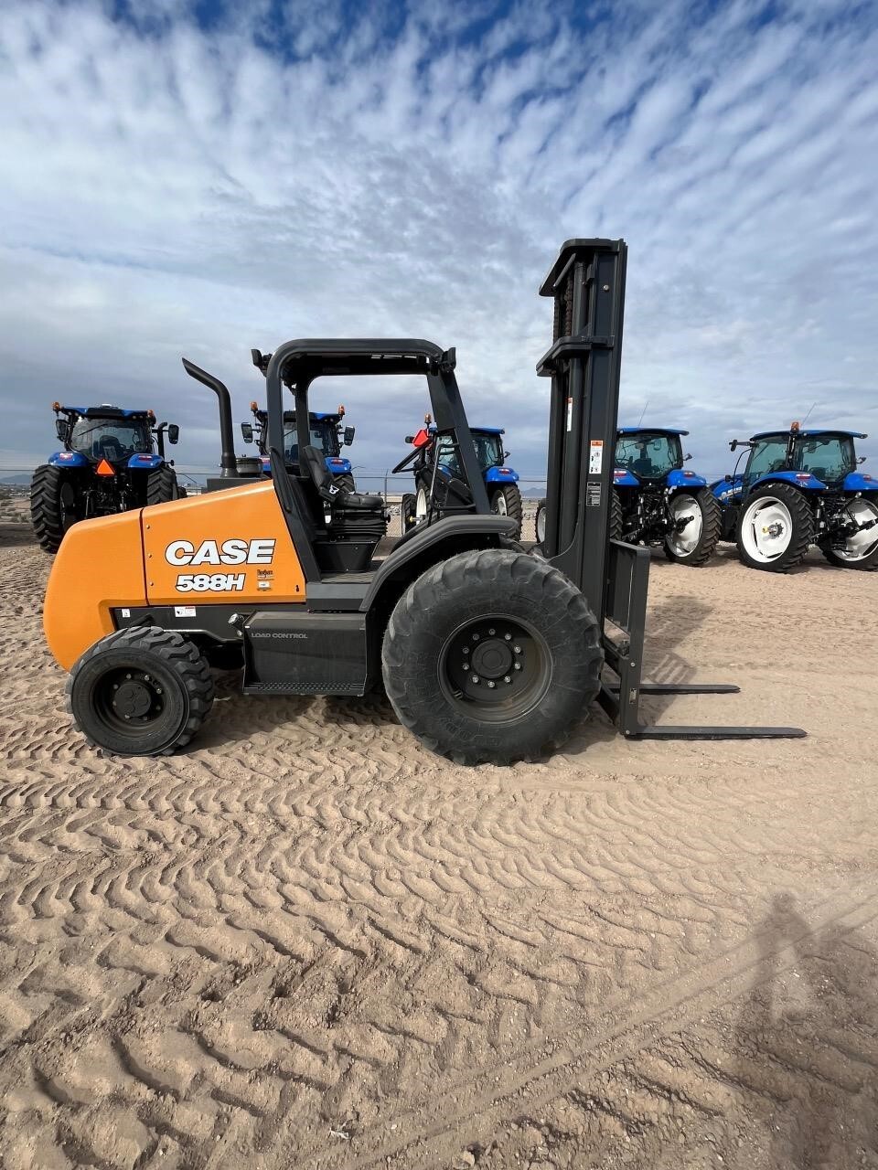 2023 Case 588H Forklift - $80,995 | Machinery Pete
