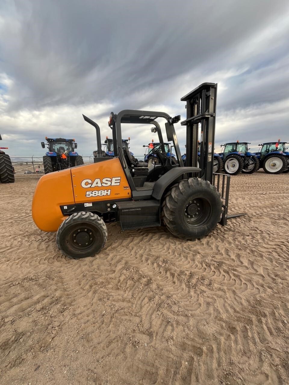 2023 Case 588H Forklift - $88,995 | Machinery Pete