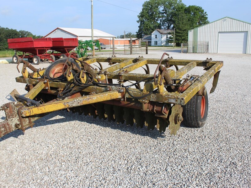 Used Chisel Plows for Sale - 344 Listings | Machinery Pete