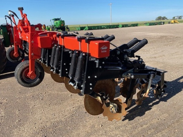 Used Strip-Till for Sale - 130 Listings | Machinery Pete