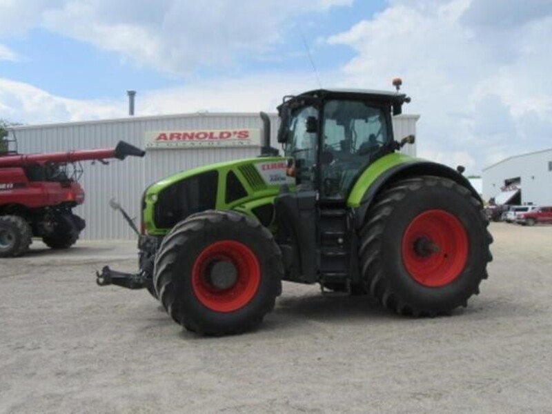 Used Claas Tractors for Sale - 71 Listings | Machinery Pete