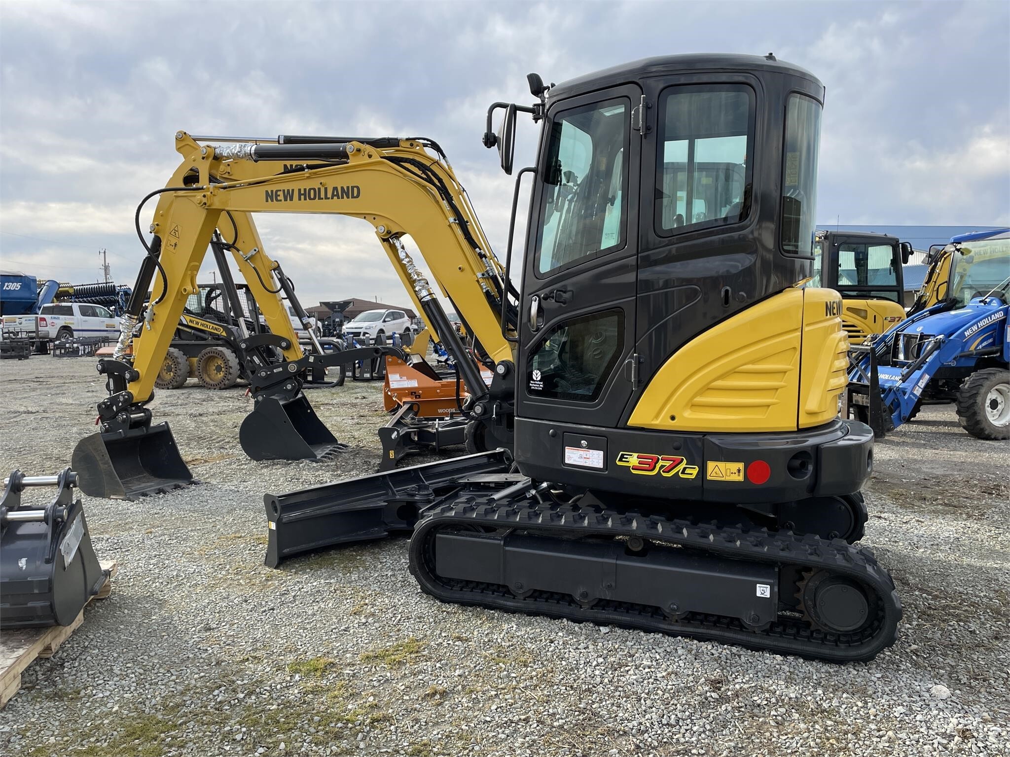 2024 New Holland E37C Mini Excavator - $Call | Machinery Pete