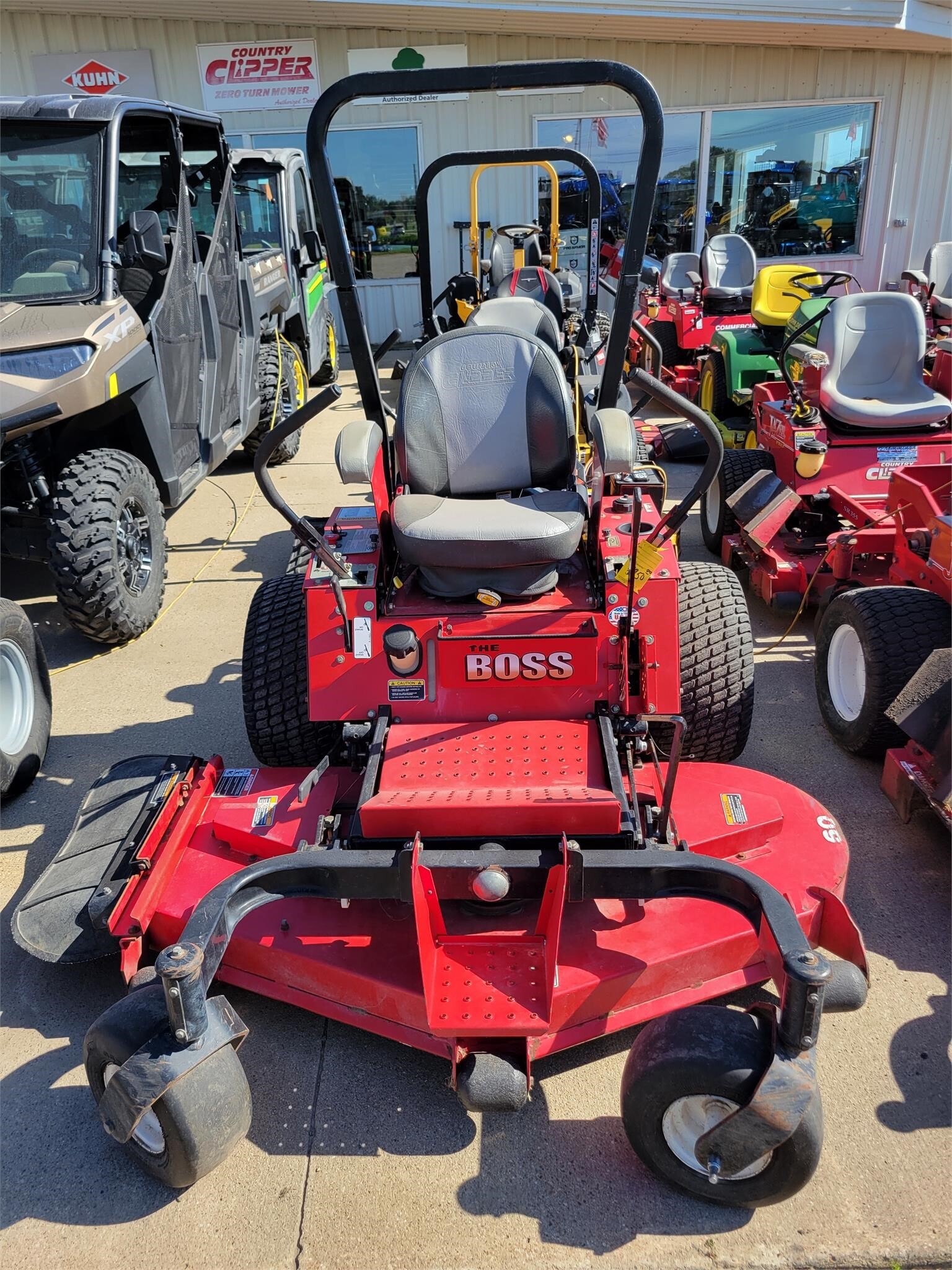 2012 Country Clipper BOSS XL 1510 Lawn Mower - $4,950 | Machinery Pete