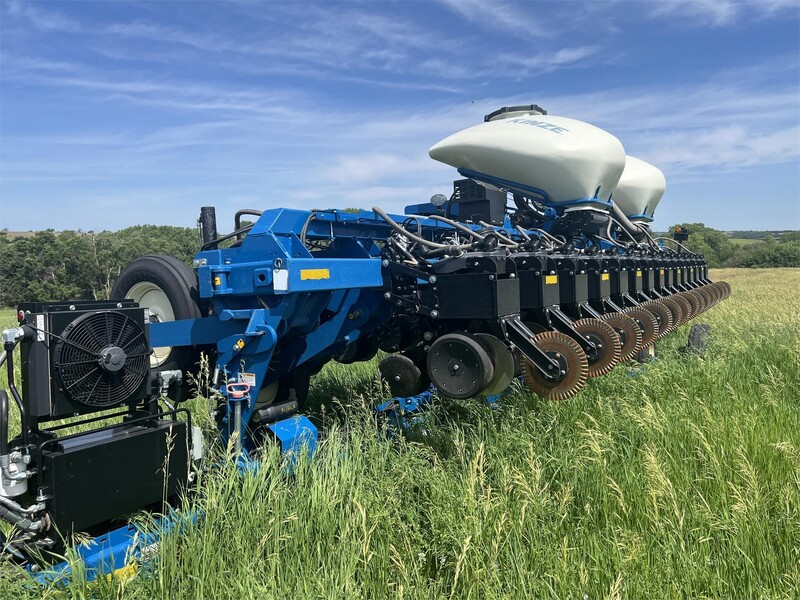 Used Kinze Planters for Sale - 703 Listings | Machinery Pete