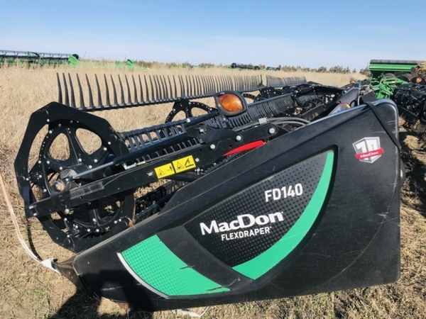 Used MacDon FD140 Platforms for Sale - 144 Listings | Machinery Pete