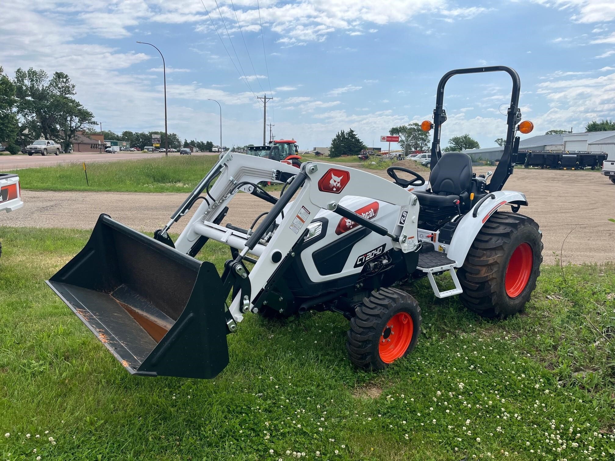 2024 Bobcat CT2040 Tractor - $Call | Machinery Pete