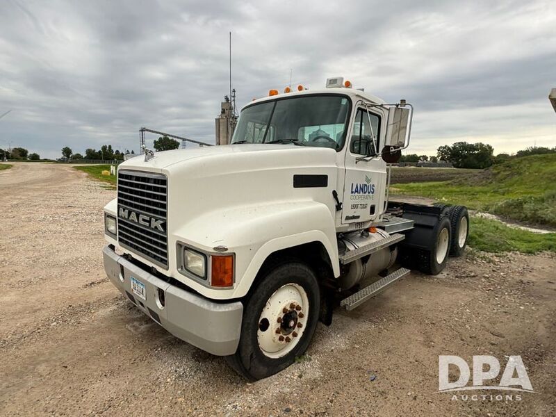 Used Mack Semi Trucks for Sale - 52 Listings | Machinery Pete