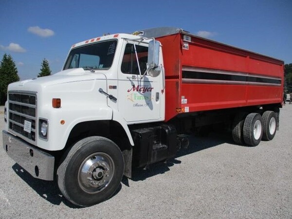Used Grain Trucks for Sale - 106 Listings | Machinery Pete