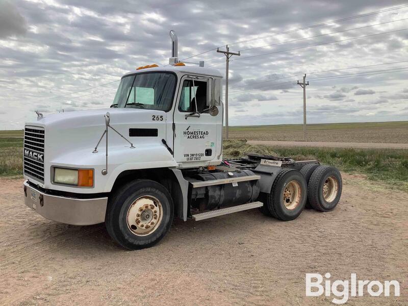 Used Mack Semi Trucks for Sale - 52 Listings | Machinery Pete