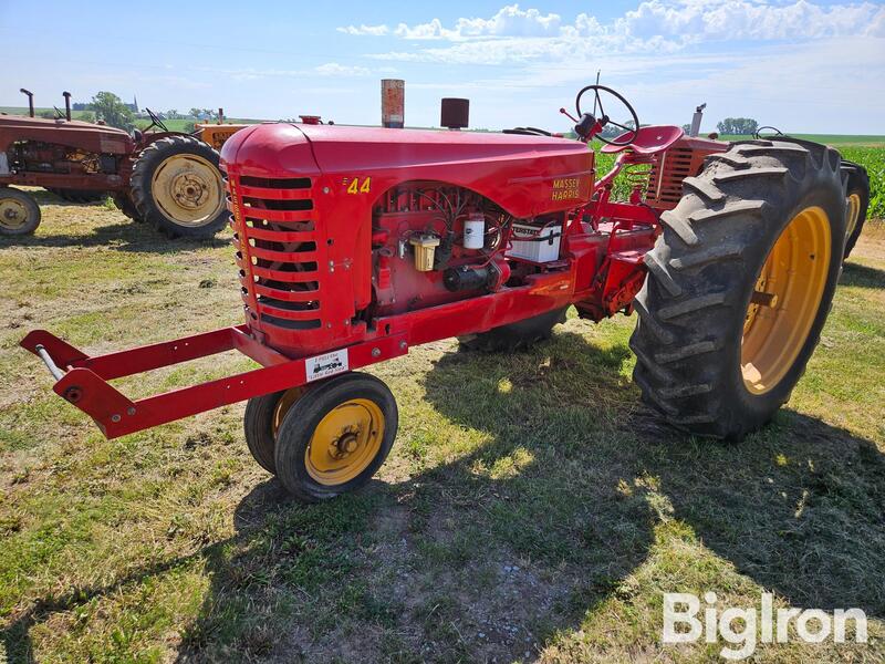 Used Massey-Harris Tractors 40-99 HP for Sale - 10 Listings | Machinery ...