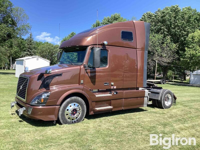 Used Volvo Semi Trucks for Sale - 51 Listings | Machinery Pete