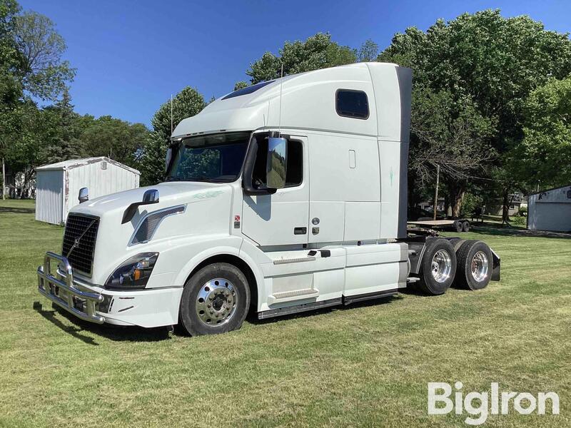 Used Volvo Semi Trucks for Sale - 51 Listings | Machinery Pete