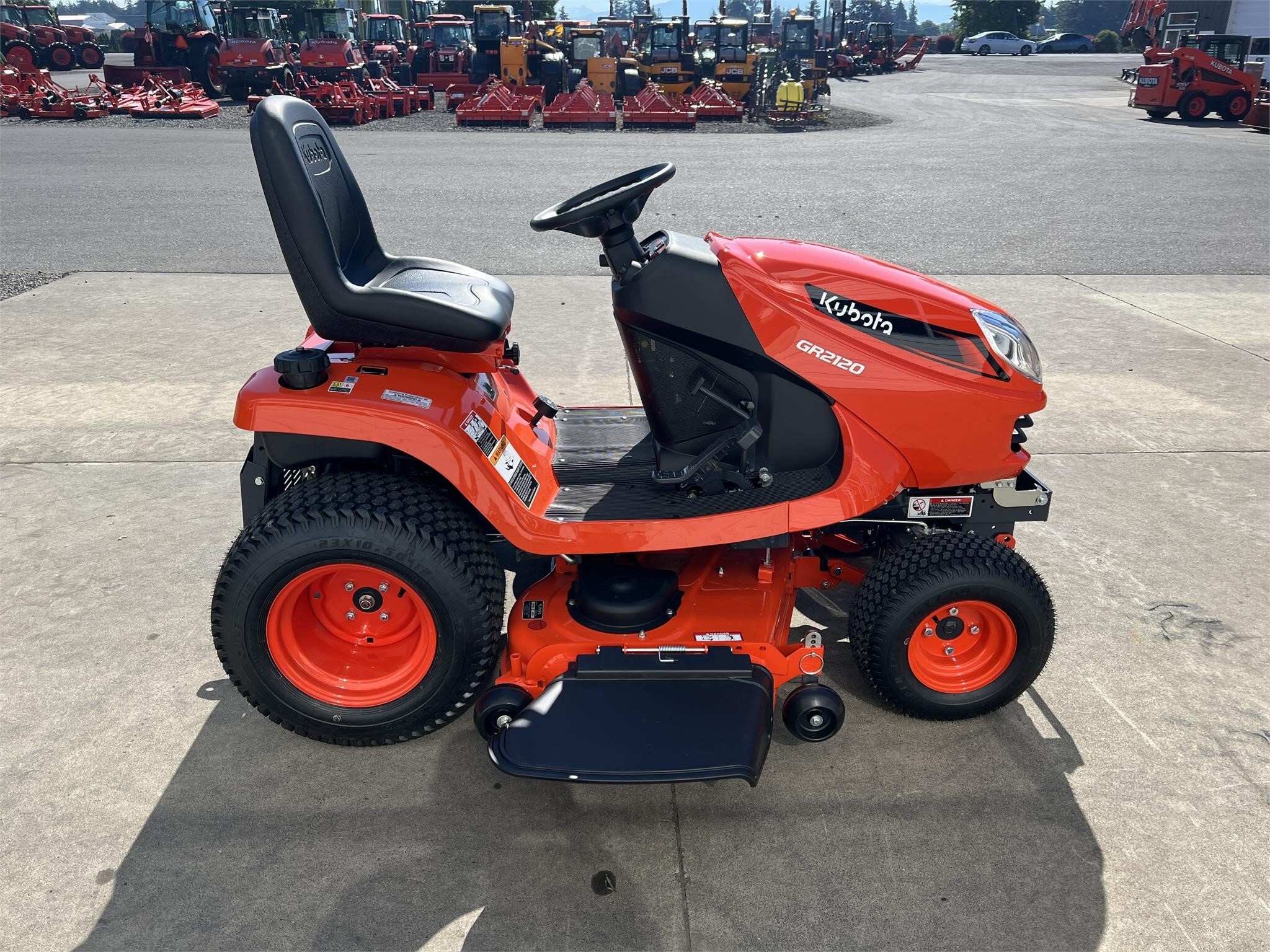 2025 Kubota GR2120 Lawn Mower - $11,599 | Machinery Pete