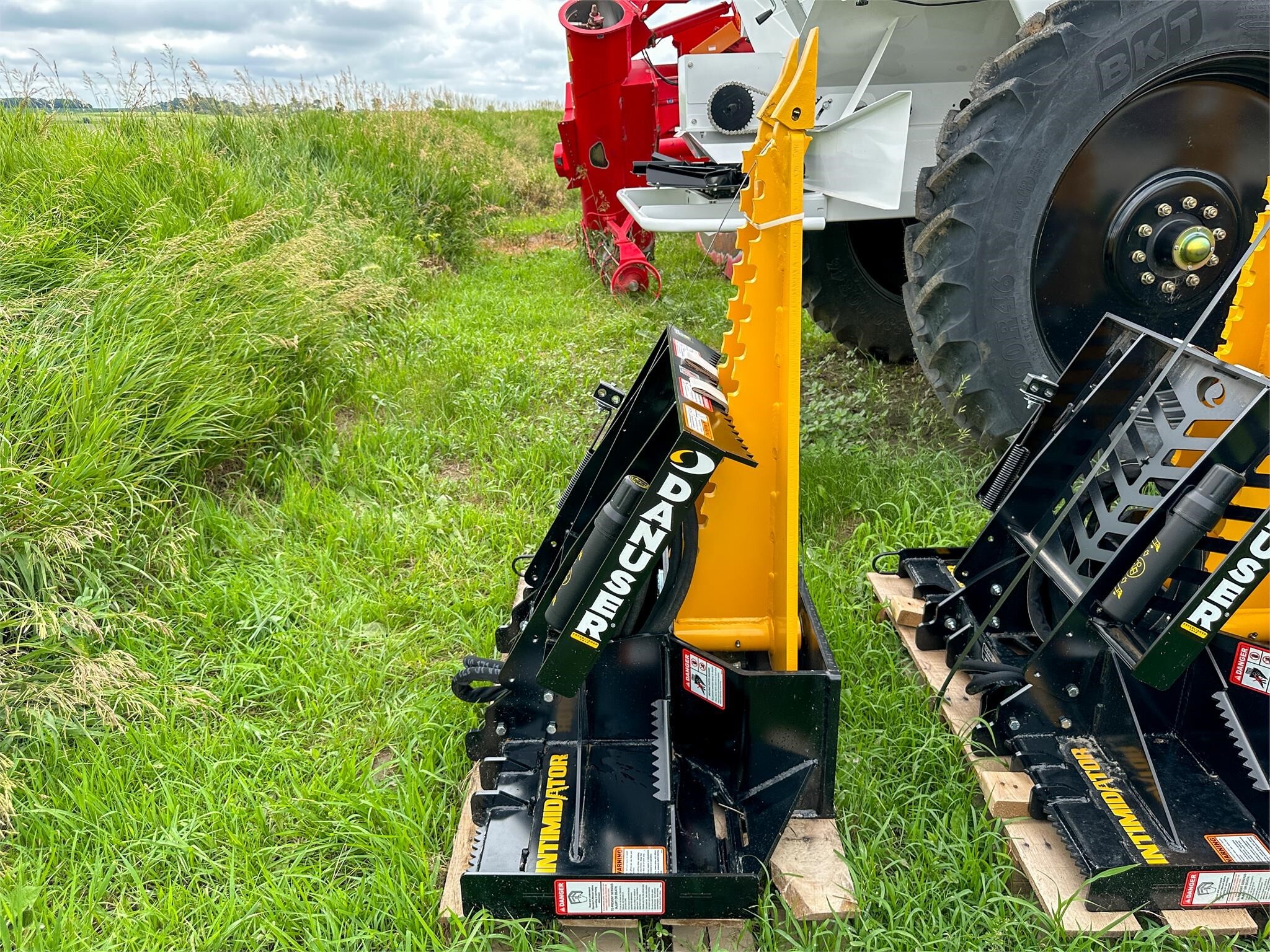 2025 Danuser Intimidator Loader and Skid Steer Attachment - $3,633 ...
