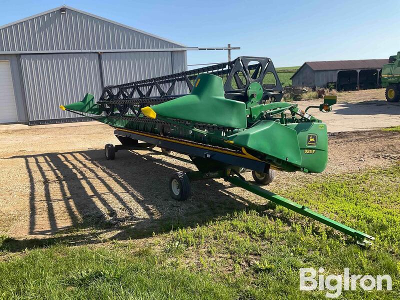 Used John Deere 925F Platforms for Sale - 41 Listings | Machinery Pete