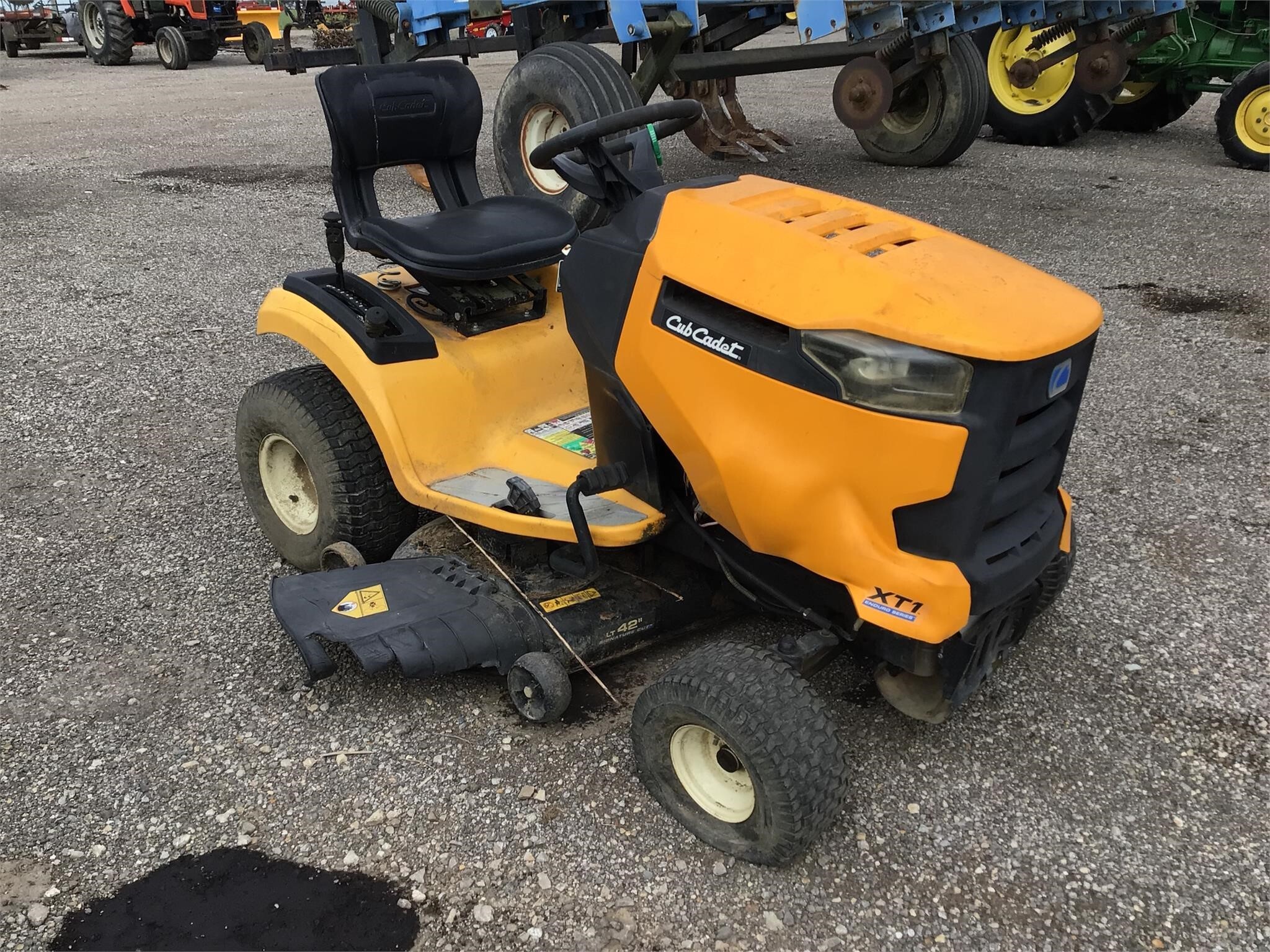 2017 Cub Cadet XT1 LT42 Lawn Mower - $450 | Machinery Pete