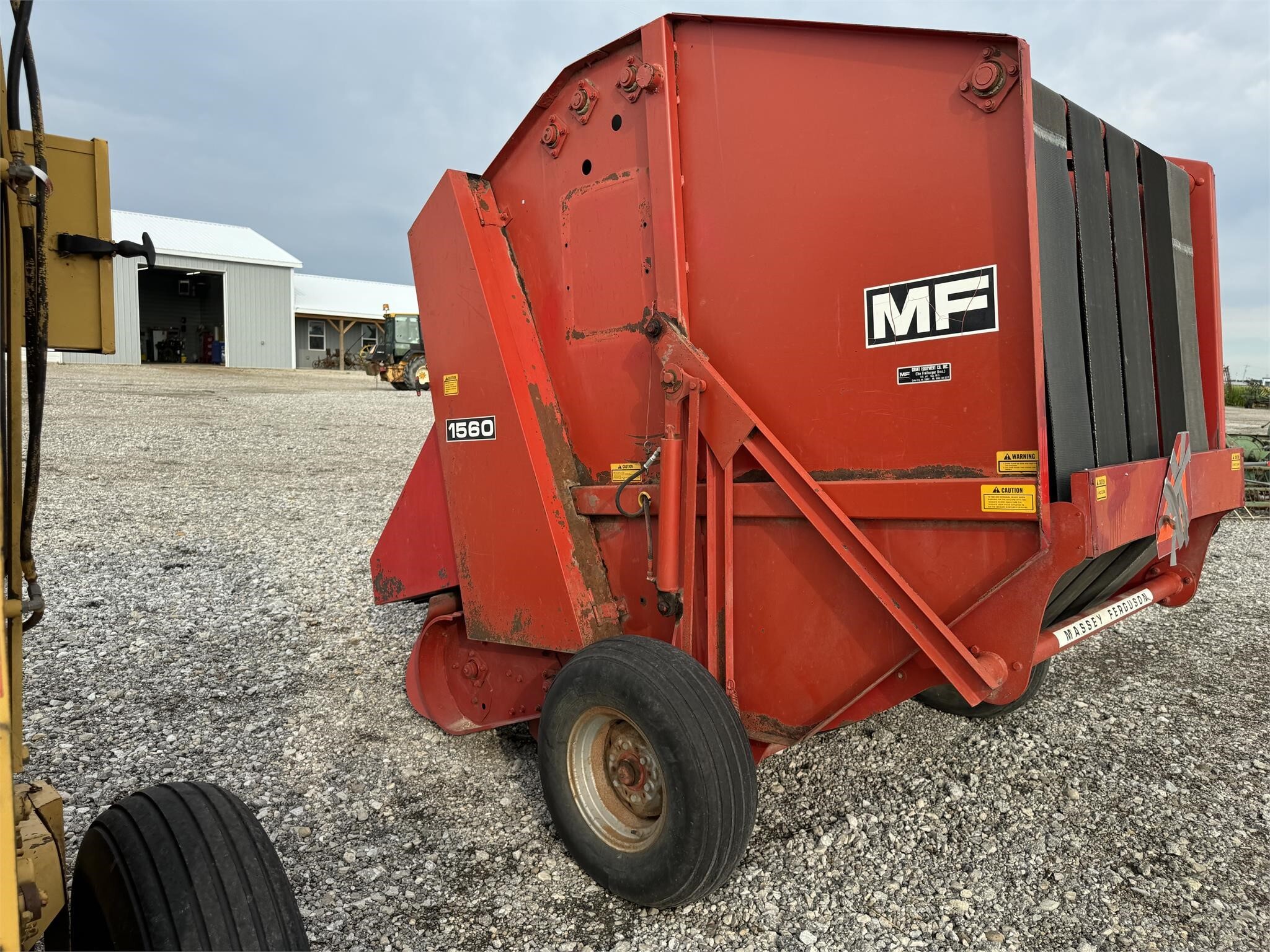 Massey Ferguson 1560 Round Baler - $2,500 | Machinery Pete