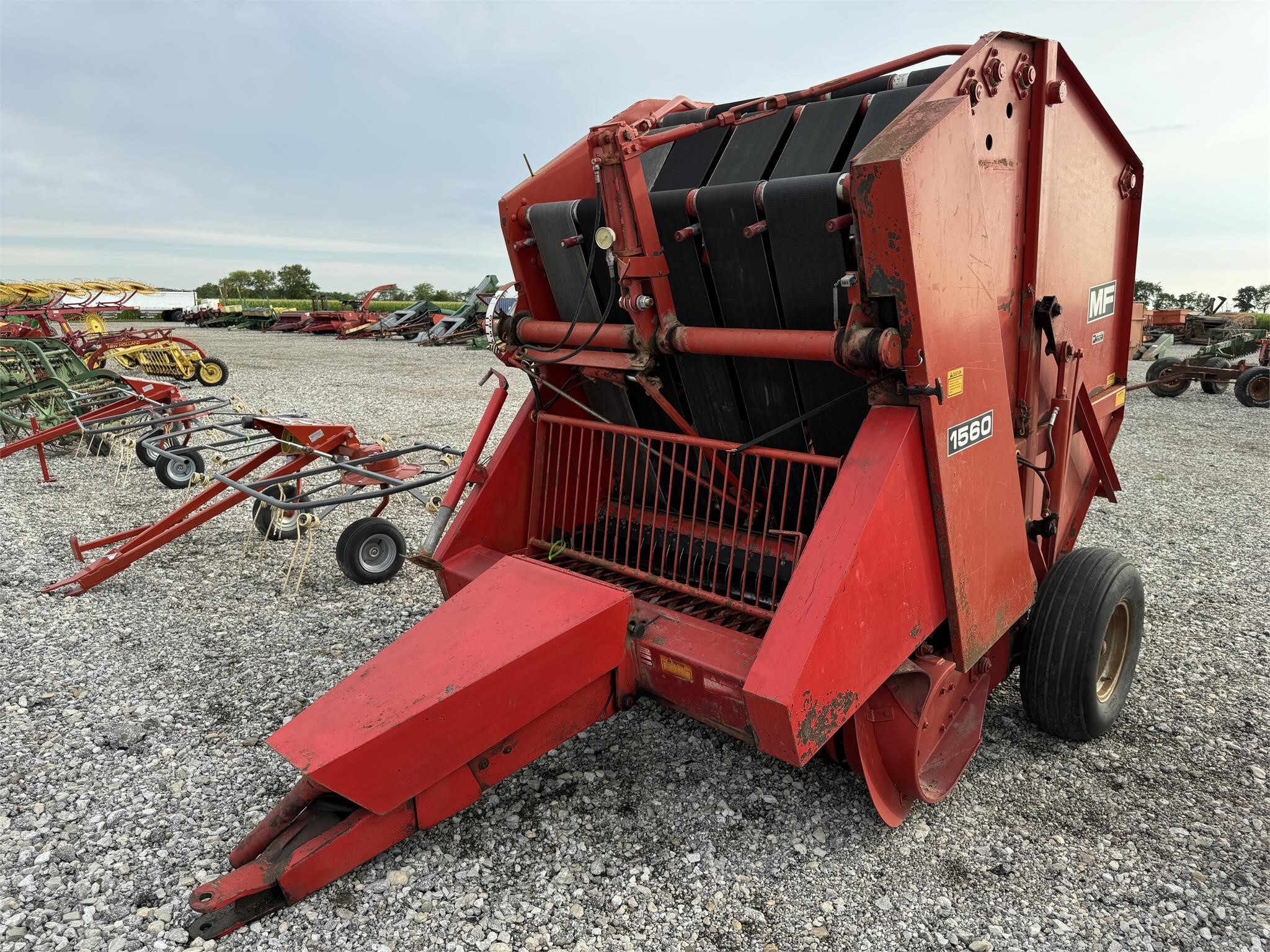 Massey Ferguson 1560 Round Baler - $2,500 | Machinery Pete