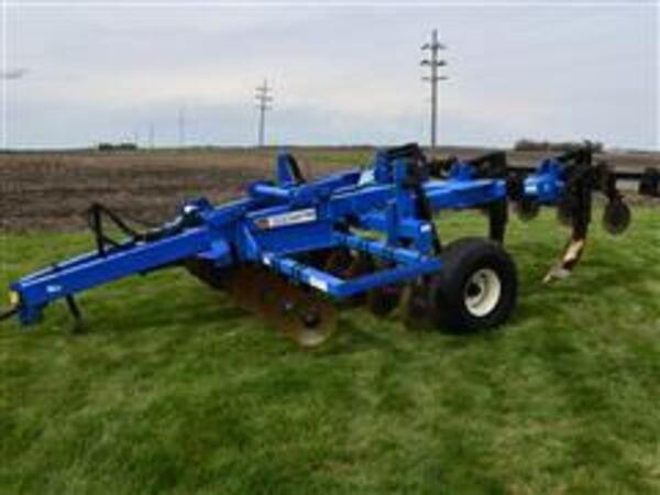 Used V Rippers for Sale - 80 Listings | Machinery Pete
