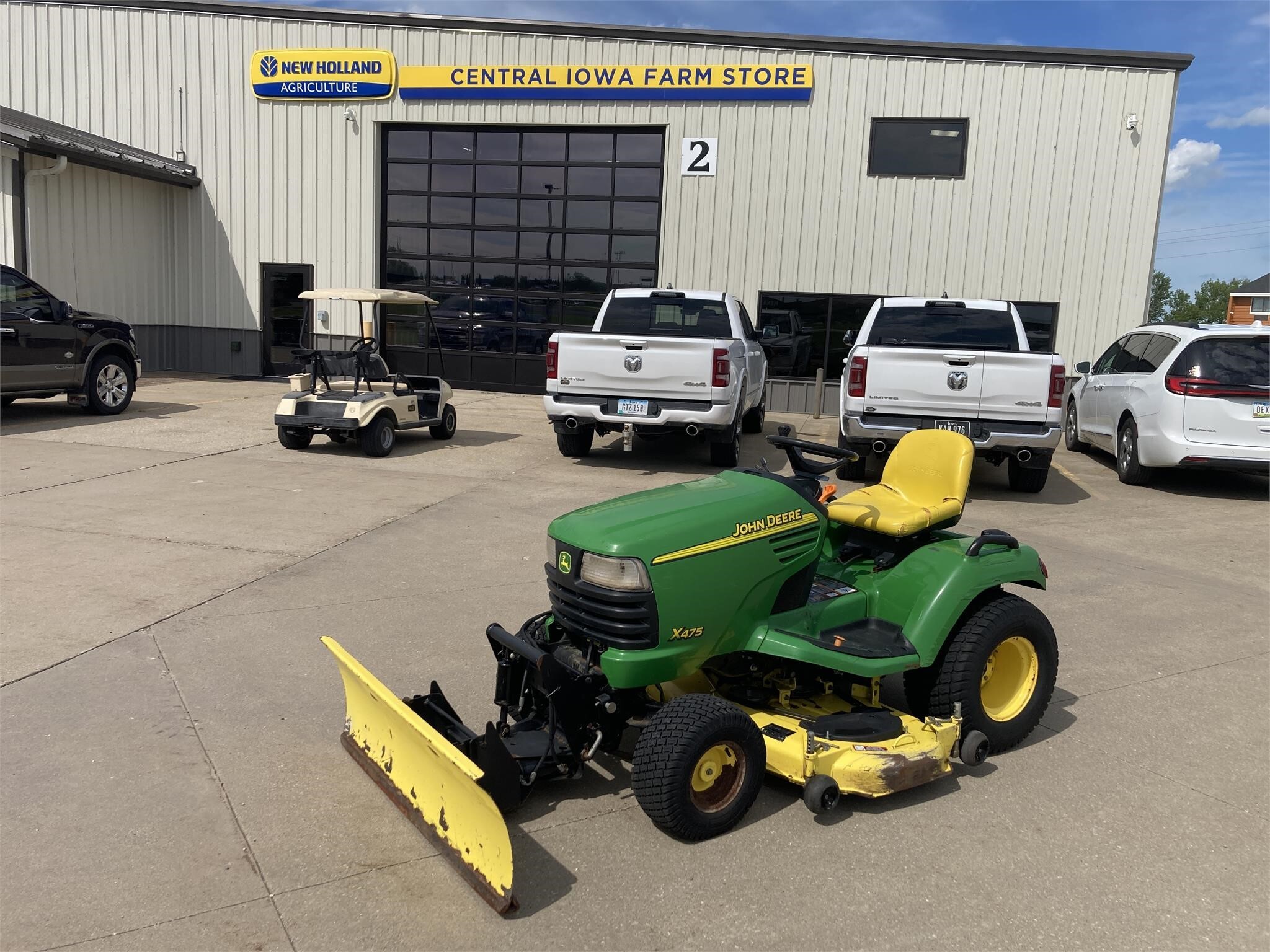 John Deere X475 Lawn Mower - $3,950 | Machinery Pete