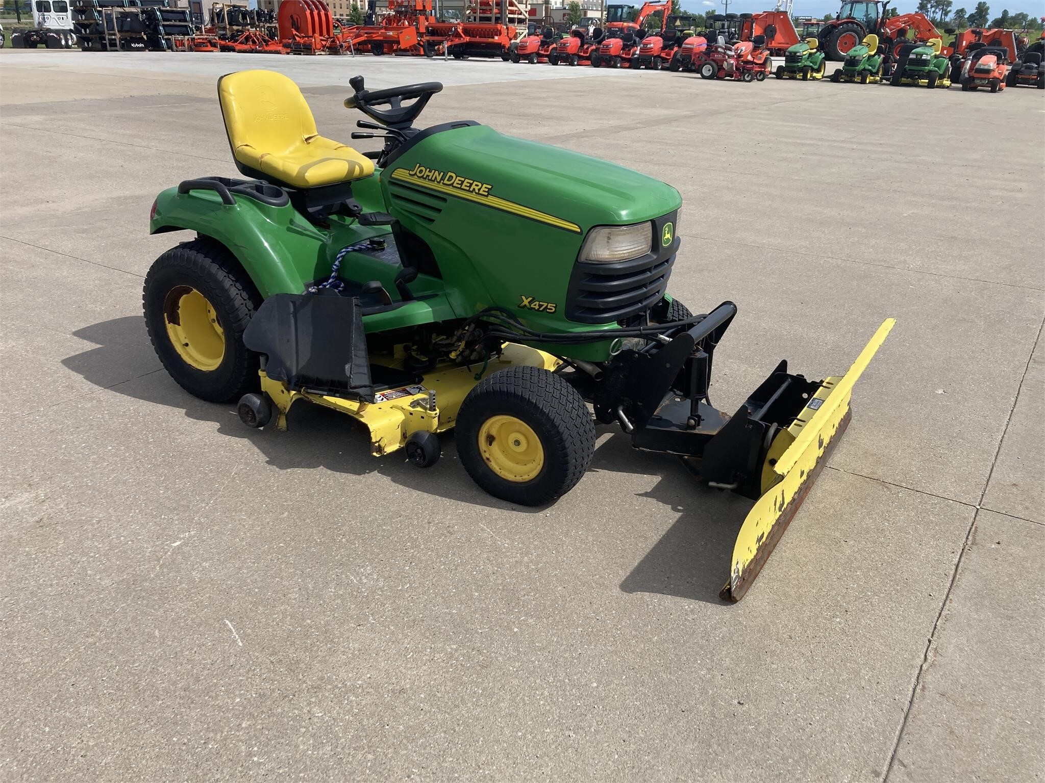John Deere X475 Lawn Mower - $3,950 | Machinery Pete