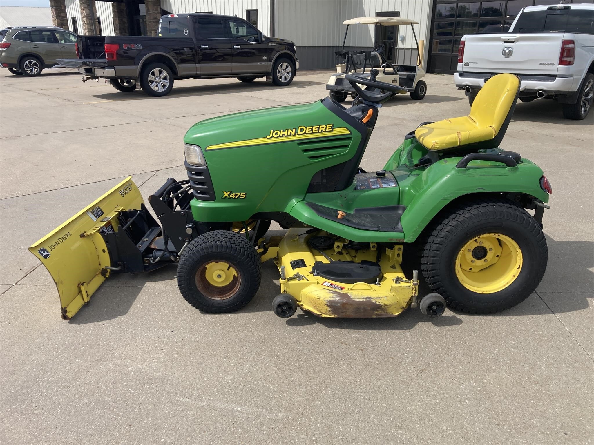 John Deere X475 Lawn Mower - $3,950 | Machinery Pete