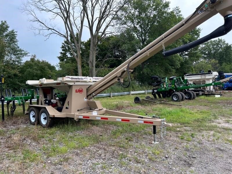 Used Unverferth Seed Tenders for Sale - 257 Listings | Machinery Pete