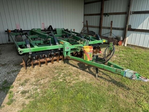 Used Chisel Plows for Sale - 328 Listings | Machinery Pete