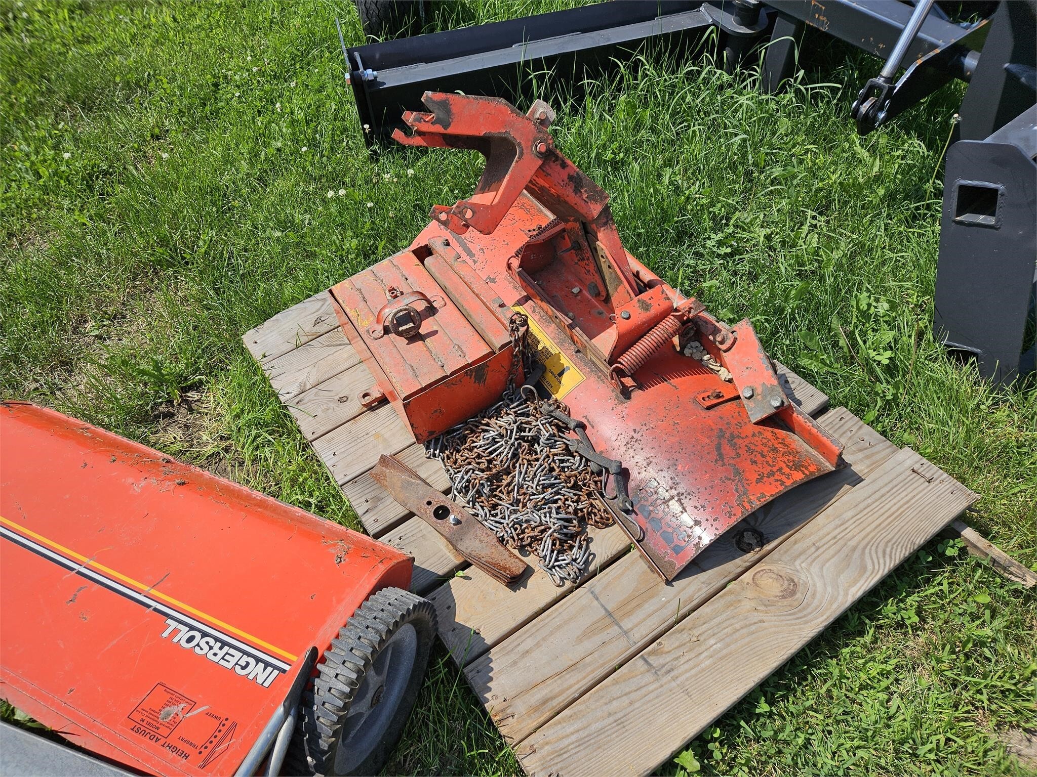 1976 J.I. Case 222 Lawn Mower - $1,500 | Machinery Pete