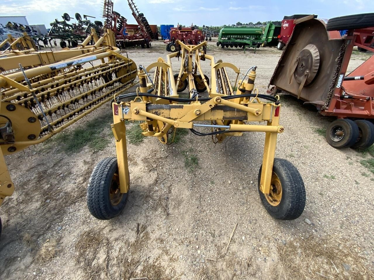 Vermeer R23A Rake - $7,200 | Machinery Pete