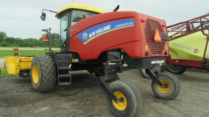 2020 New Holland Speedrower 260 Self-Propelled Windrowers and Swather ...