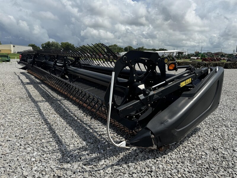 Used MacDon FD75 Platforms for Sale - 237 Listings | Machinery Pete