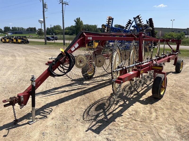 Johnson Tractor - Baldwin - Baldwin, WI | Machinery Pete