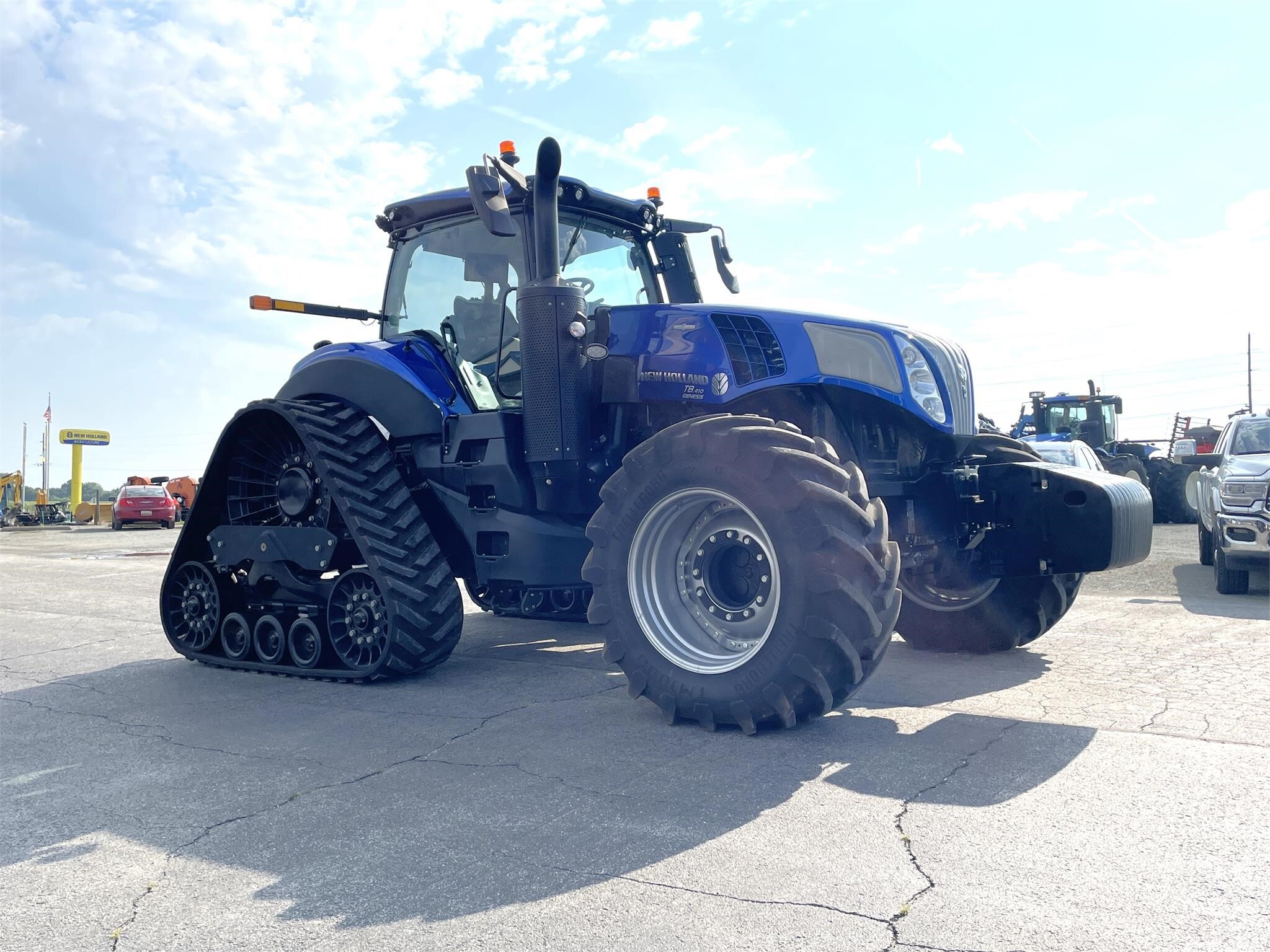 2023 New Holland Genesis T8.410 SmartTrax Tractor - $390,000 ...