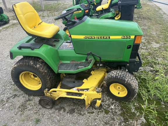 2000 John Deere 445 Lawn Mower - $4,850 | Machinery Pete