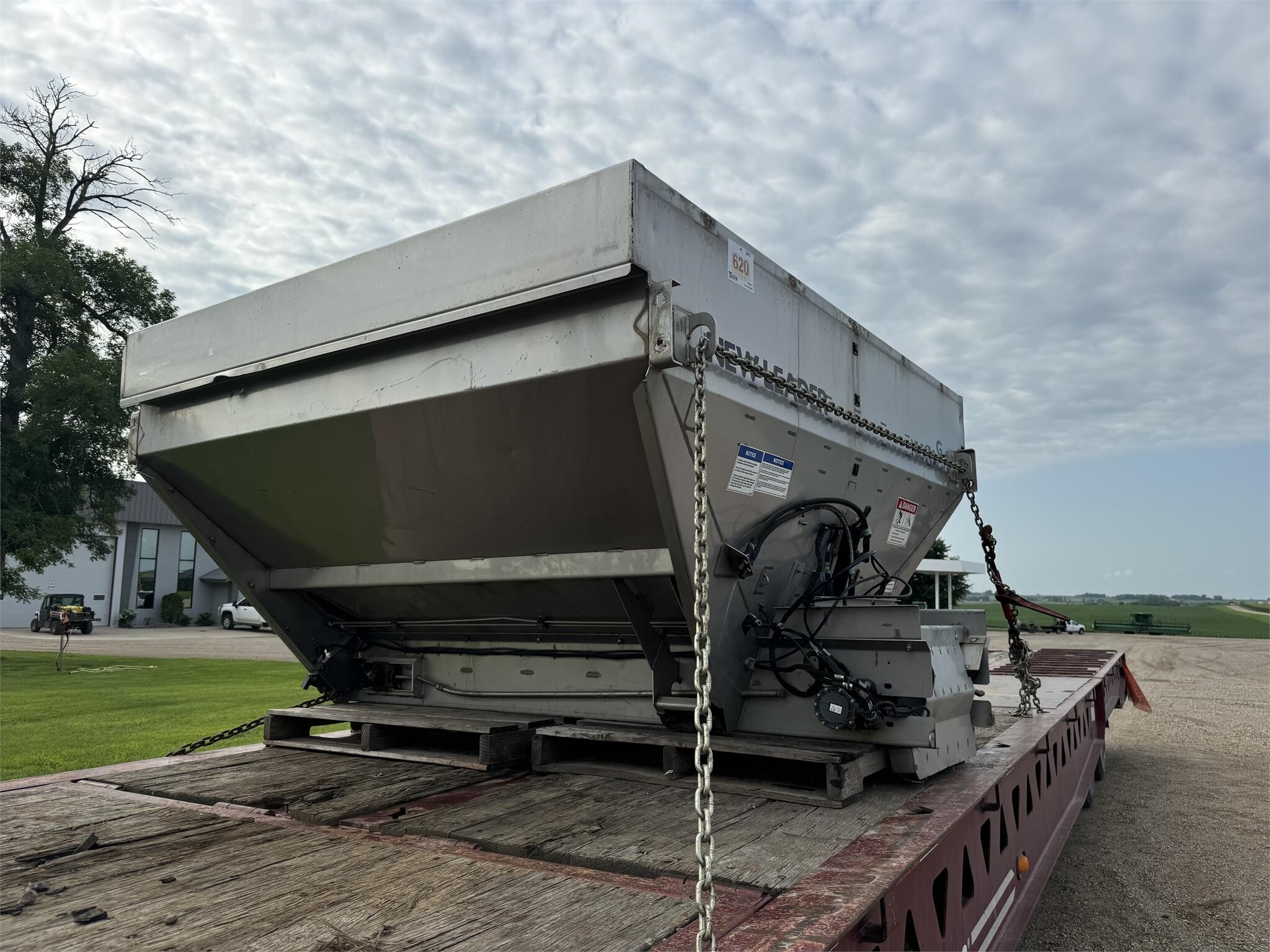 2019 New Leader NL5000G5 Self-Propelled Fertilizer Spreader - $8,500 ...