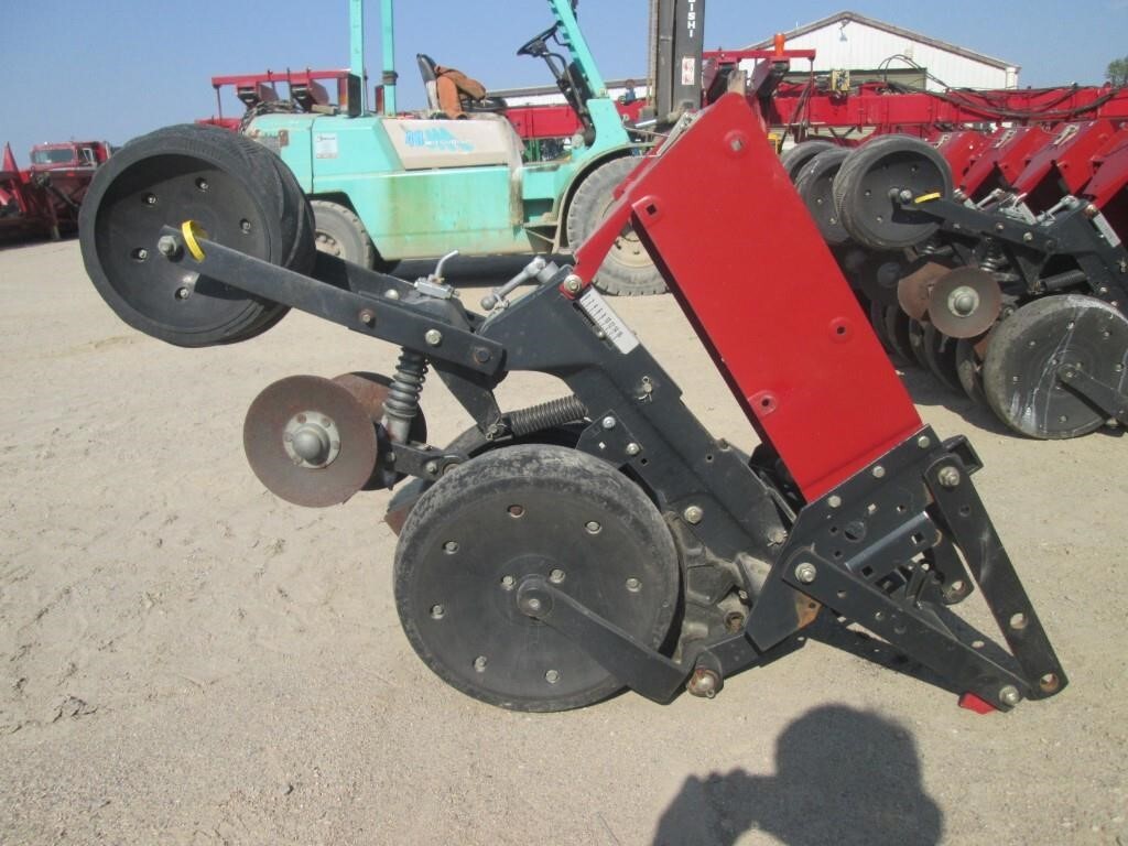 Case IH PLANTER ROW UNITS Planter and Drill Attachment - $550 ...