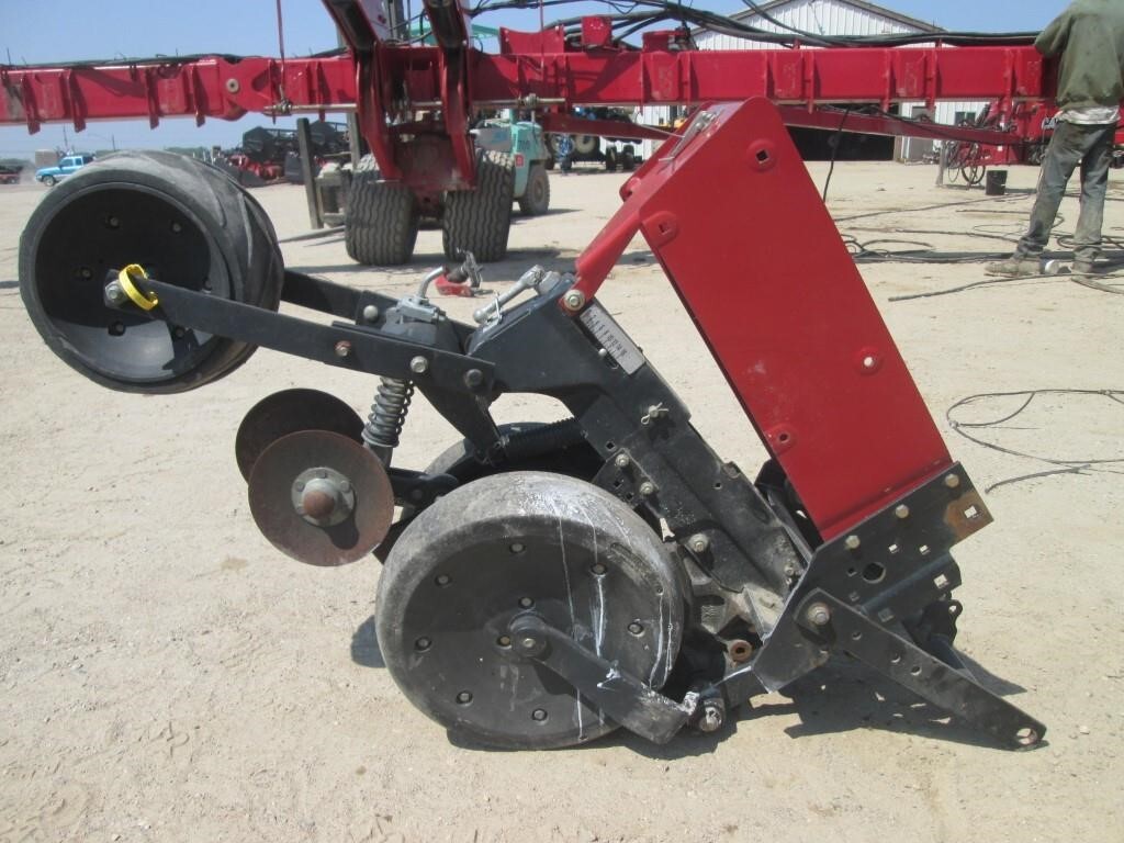 Case IH PLANTER ROW UNITS Planter and Drill Attachment - $550 ...