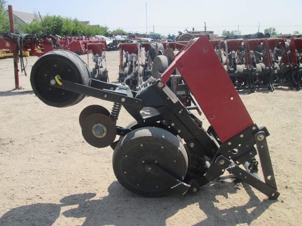Case IH PLANTER ROW UNITS Planter and Drill Attachment - $550 ...