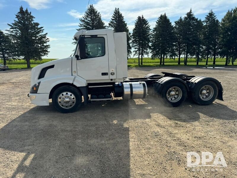 Used Volvo Semi Trucks for Sale - 46 Listings | Machinery Pete