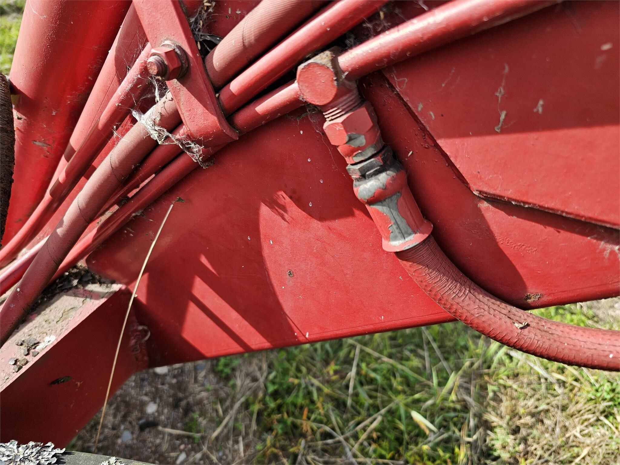 International 2350 Front End Loader - $2,950 | Machinery Pete