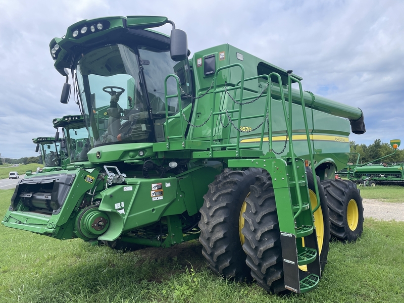 Used Combines for Sale - 4868 Listings | Machinery Pete
