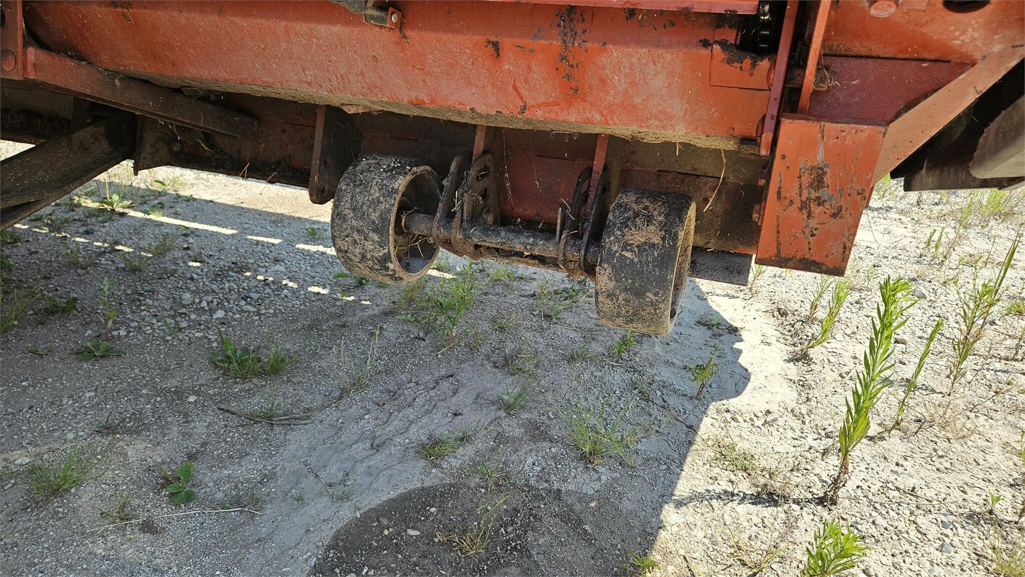 1998 Case IH 8870 Self-Propelled Windrowers and Swather - $23,900 | Machinery Pete