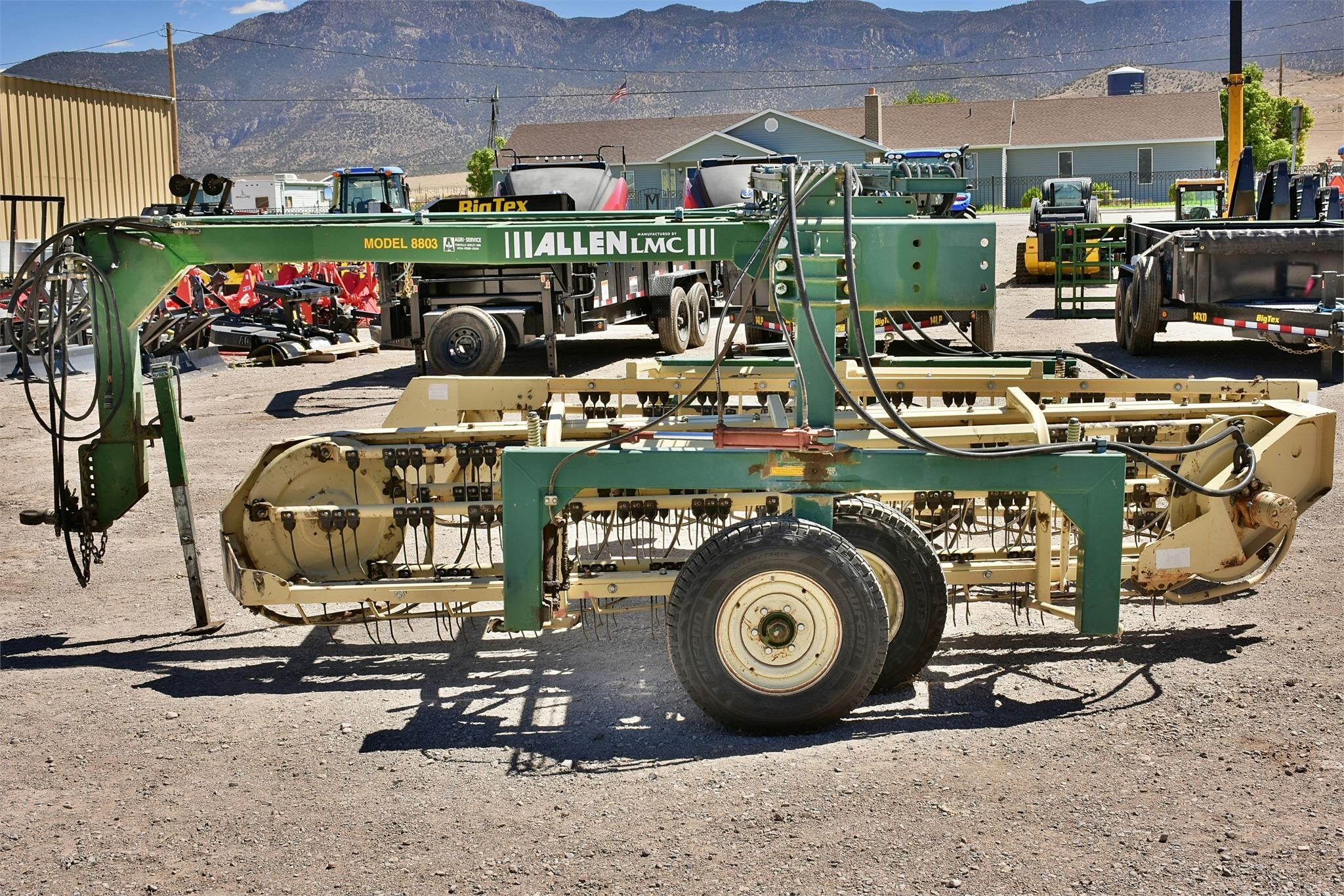 Allen 8803 Rake - $9,500 | Machinery Pete