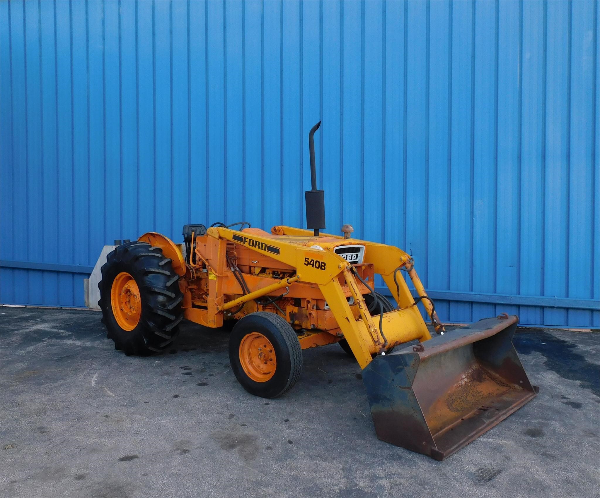 Ford 540B Tractor - $9,350 | Machinery Pete