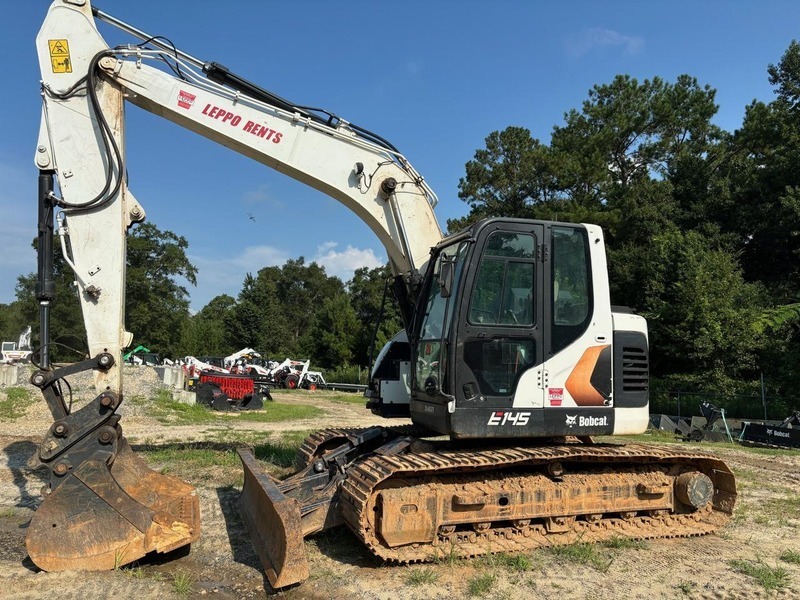 Used Excavators for Sale - 1048 Listings | Machinery Pete