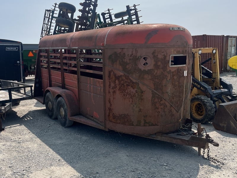 Used Livestock Trailers for Sale - 79 Listings | Machinery Pete